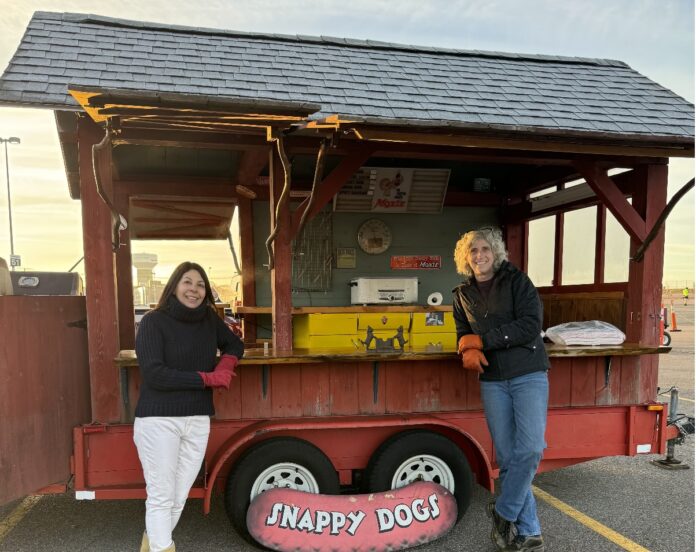 Snappy Dogs Turns Fifteen - HopNews